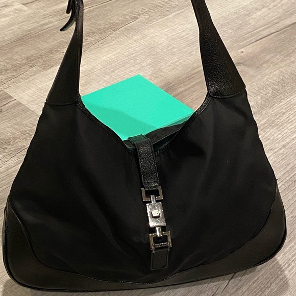 Gucci | Bags | Authentic Gucci Shoulder Bag Black W Signature Push ...